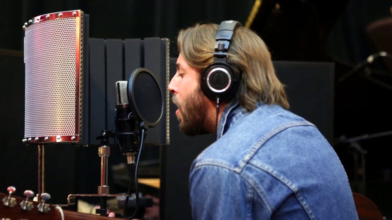 Jesse Ray Smith - Crossfire (LIVE from the Ice House) - YouTube