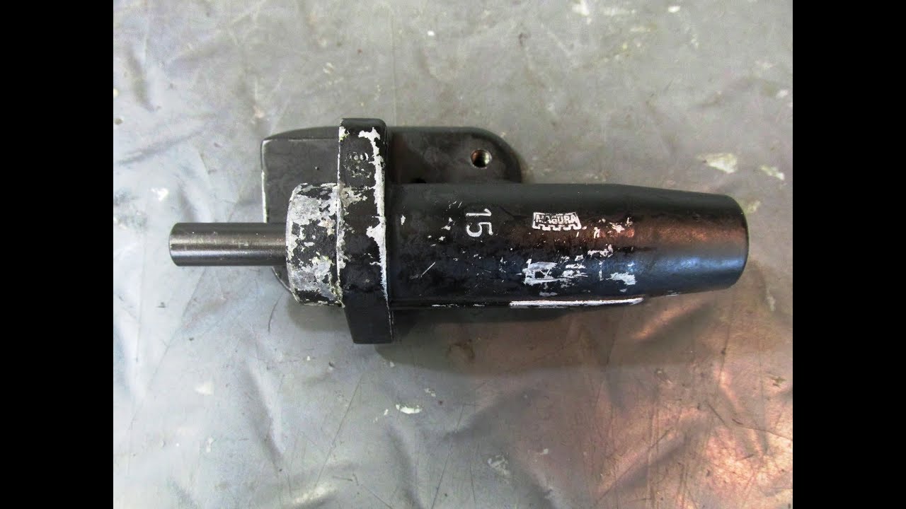 1983 BMW R100RS Dissassemble & Inspect Front Master Cylinder - YouTube