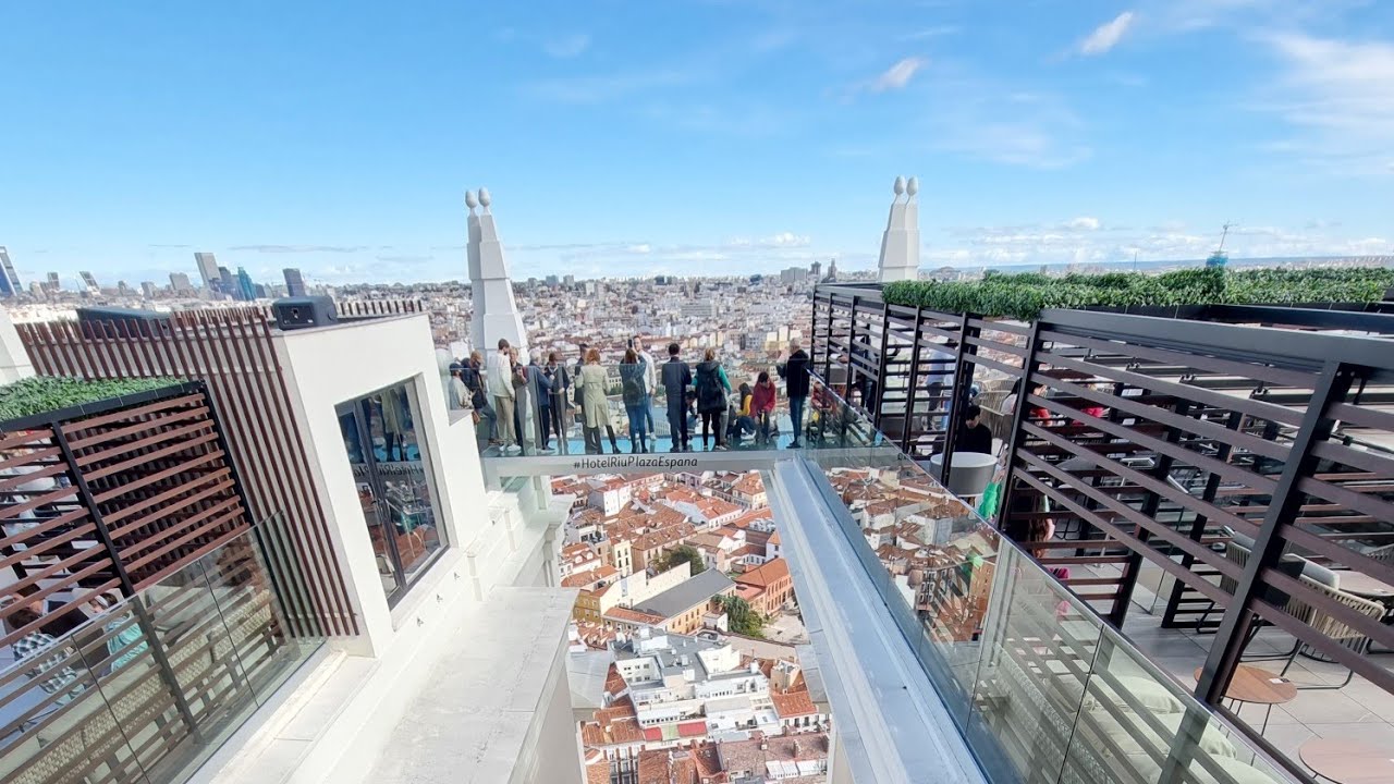 🏢 Breathtaking views of Madrid | Rooftop RIU Hotels. "De Madrid al ...