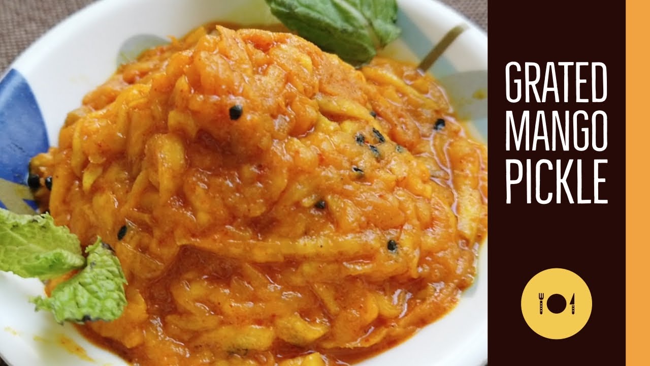 लच्छे वाला आम का अचार | Grated Mango Pickle recipe - YouTube