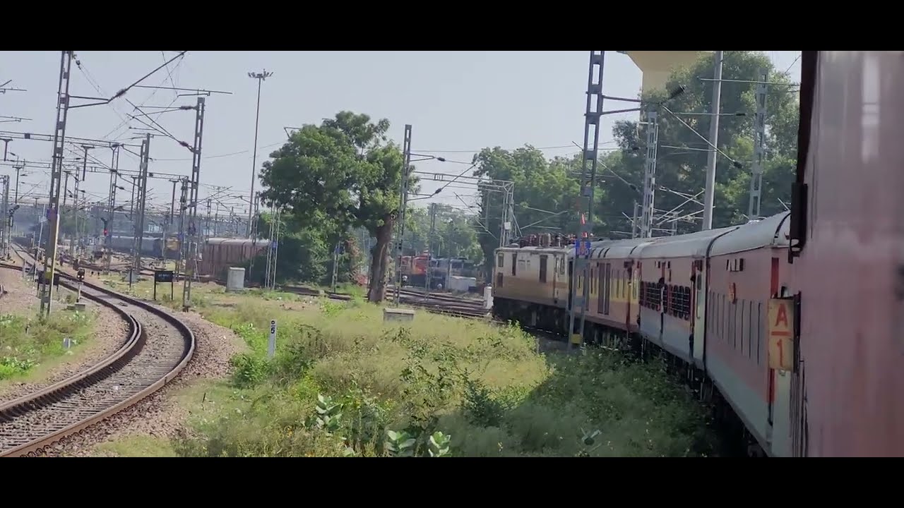 BDTS DEE SF Express Arriving Rewari Junction - YouTube