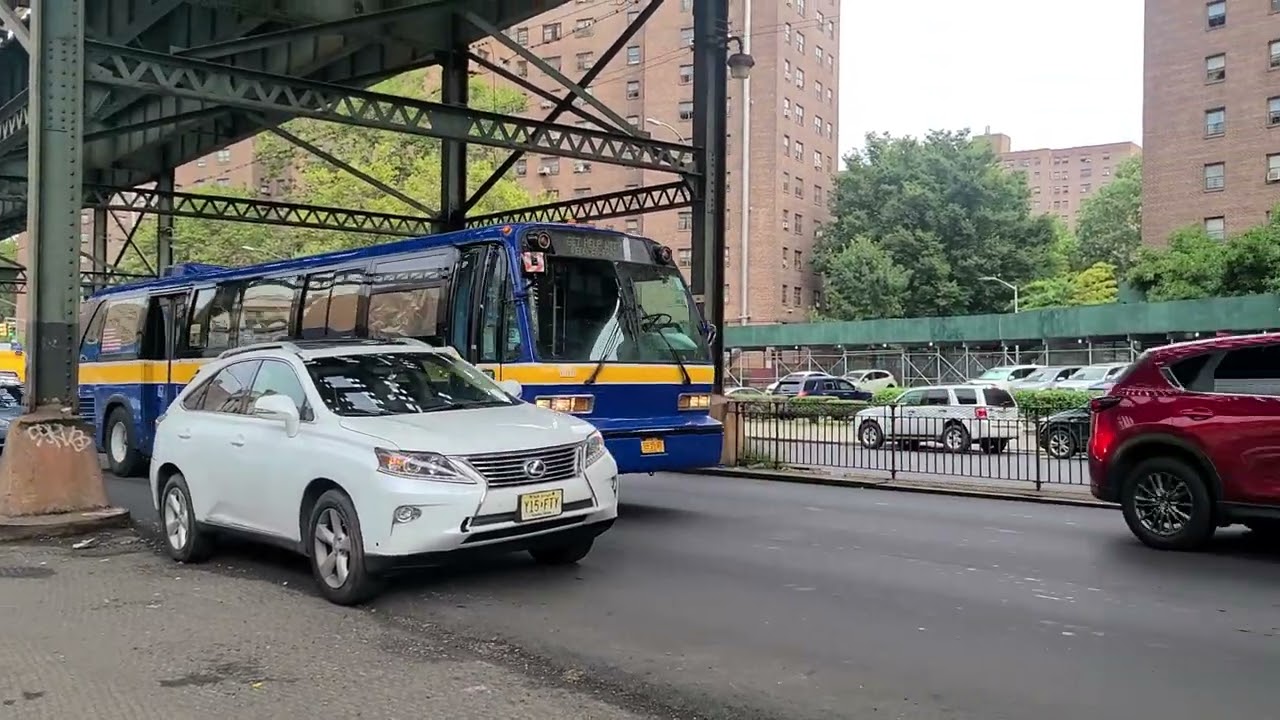 MTA 1986 GMC RTS Metrocard Bus at Marble Hill - YouTube