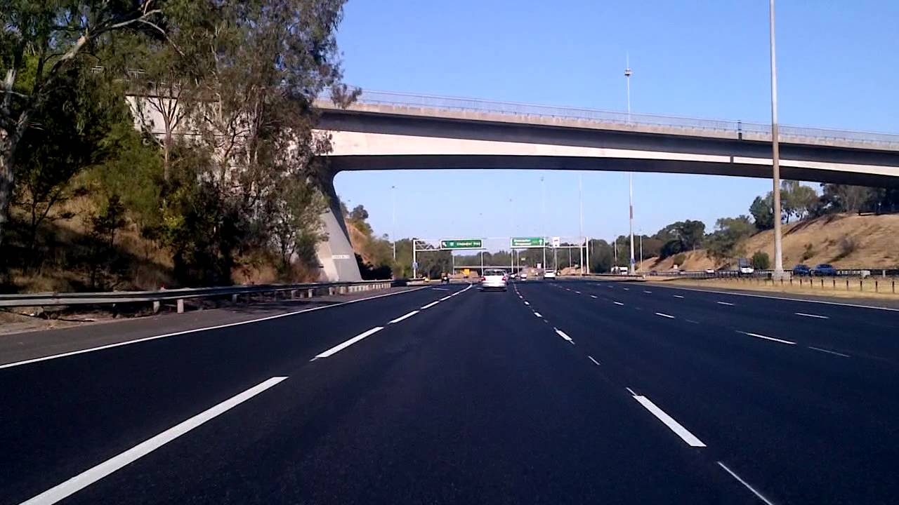 Drive Melbourne - Punt Rd, Eastern Freeway, Burke Rd - YouTube
