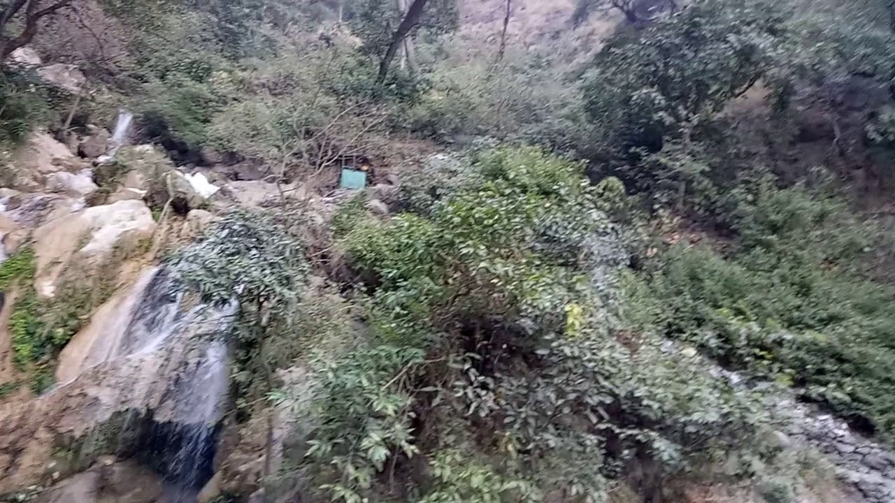Water fall in rishikesh ऋषिकेश वाटर फॉल - YouTube
