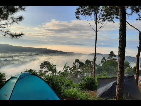 Dokumentasi - Camping di Puncak Gunung Geger Bentang - YouTube