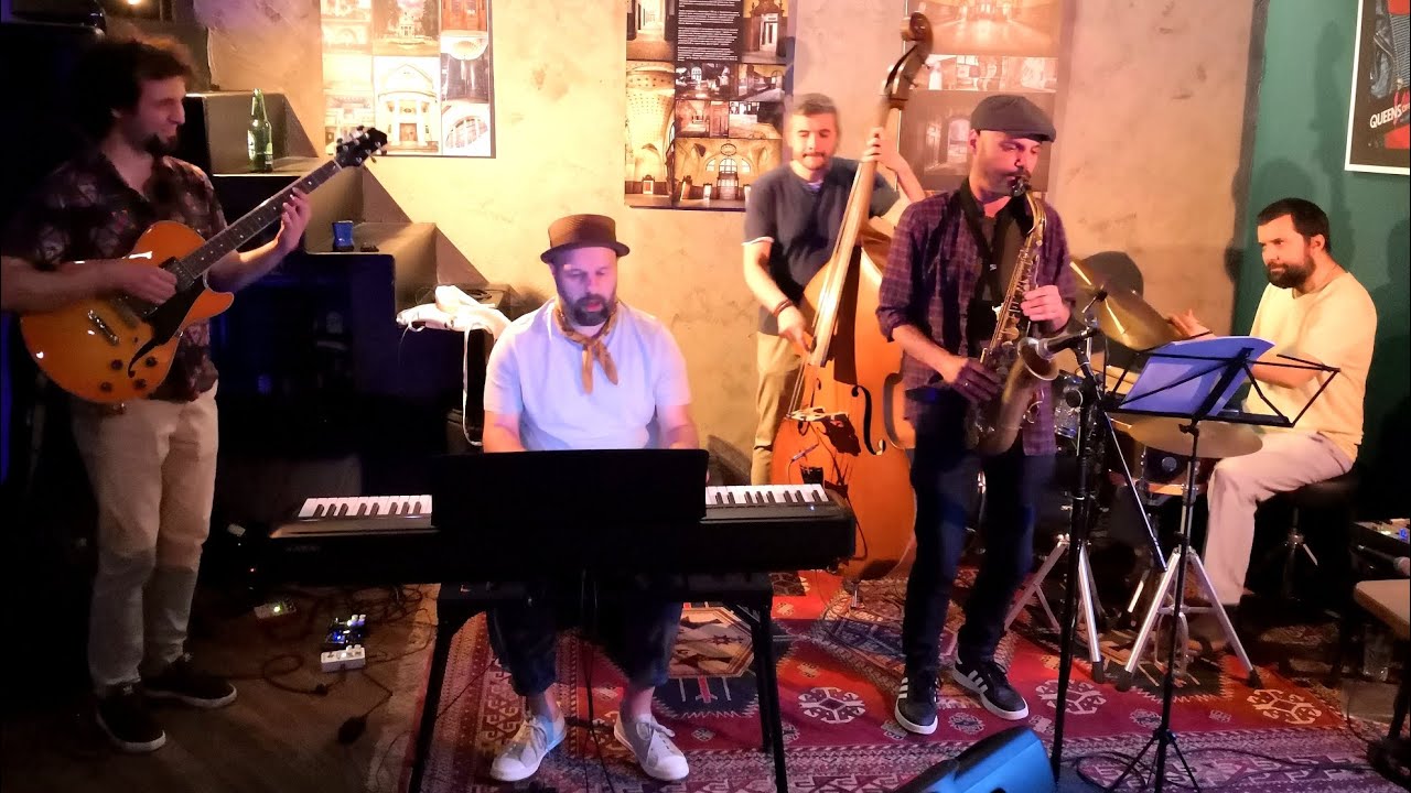 Softly As In A Morning Sunrise - Sofia Jazz Sessions #70 @ About Last Night - Lounge Bar - YouTube