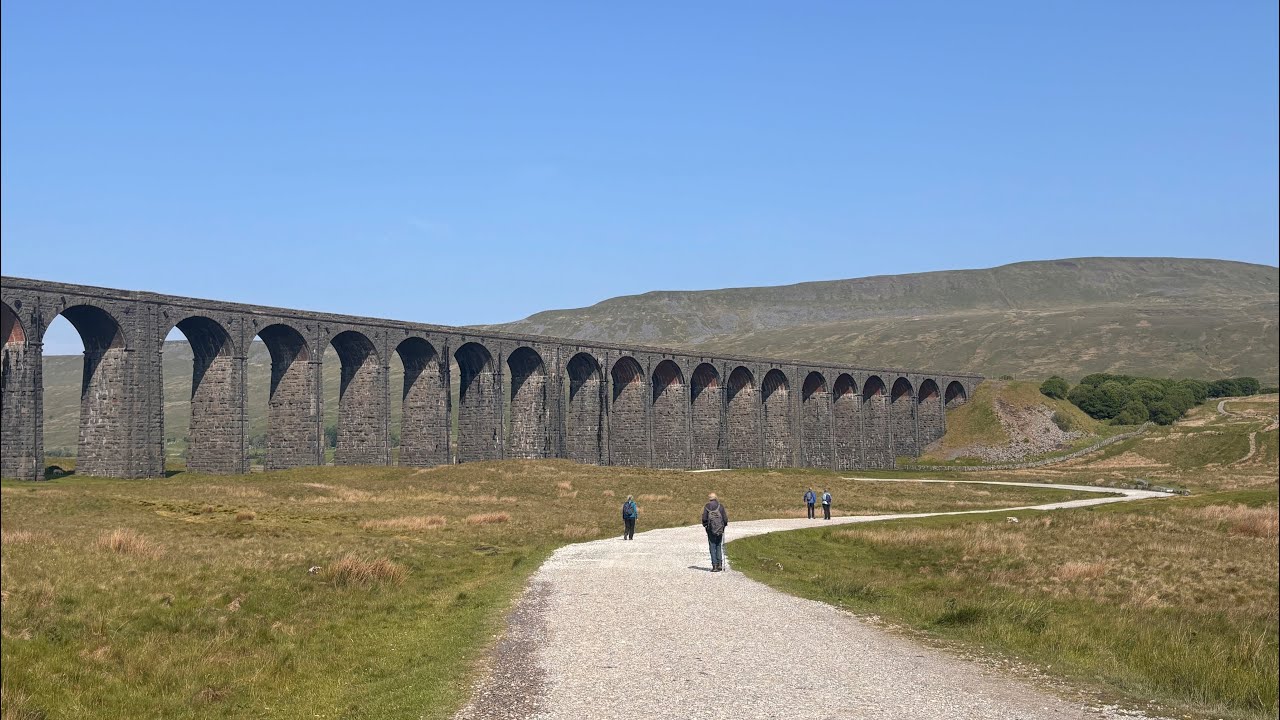 picturesque ribblehead,whernside and ingleborough walk - YouTube
