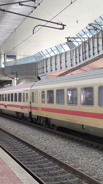 BR 101 075-0 Einfahrt in Kassel Wilhelmshöhe - YouTube