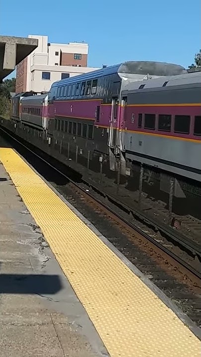 Mbta commuter rail train 1647 arrives at Malden center station heading to North station - YouTube