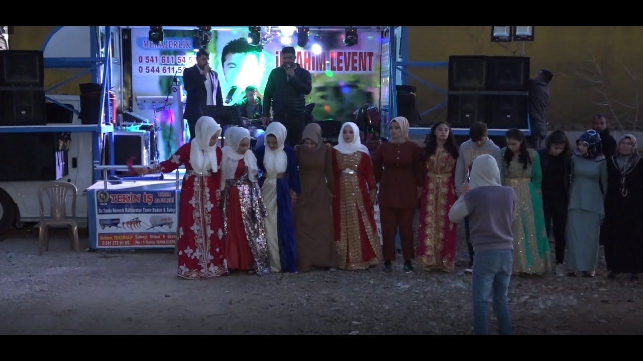 MUHTEŞEM URFA DÜĞÜNÜ (Urfa Halay ) - YouTube