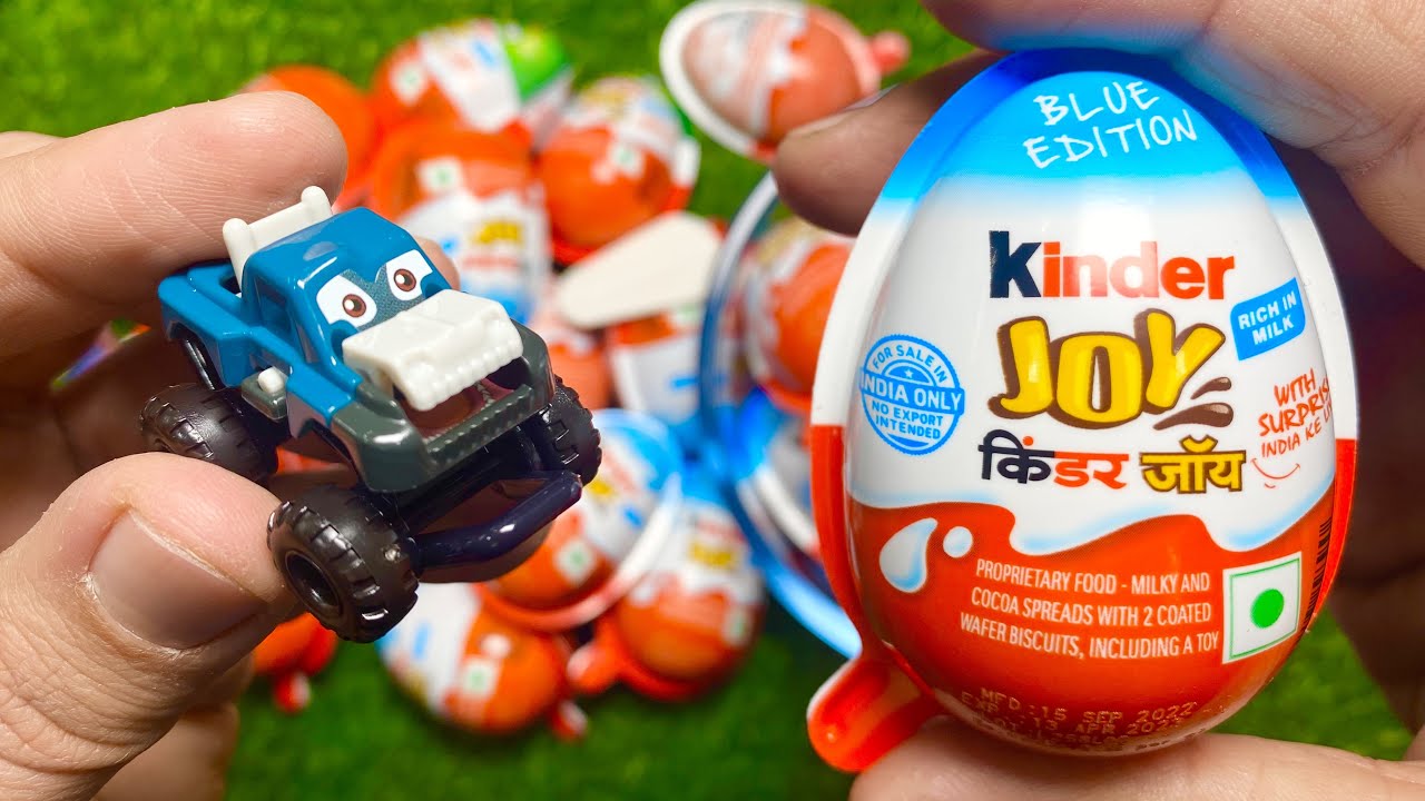 Kinder Joy Surprise Toy 🧸 - Lots of Kinder Joy | Sweet Chocolate - YouTube