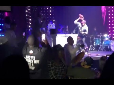 Rappers Getting Boo'd Off Stage! The SH*T Show ATL Apollo Amateur Night ...