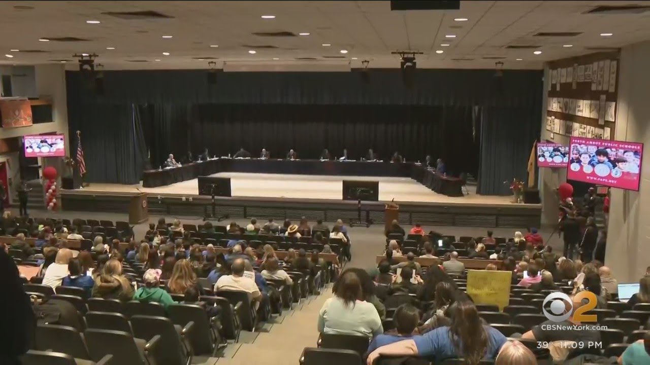 Perth Amboy parents, students confront school board members - YouTube
