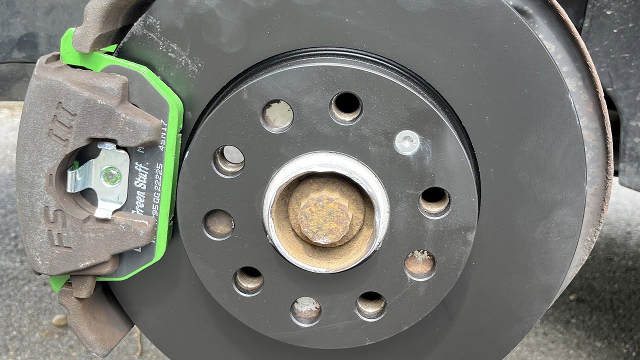 BMW X1 (E84) Front Brake Pads & Disc Replacement (2009 - 2015) - YouTube