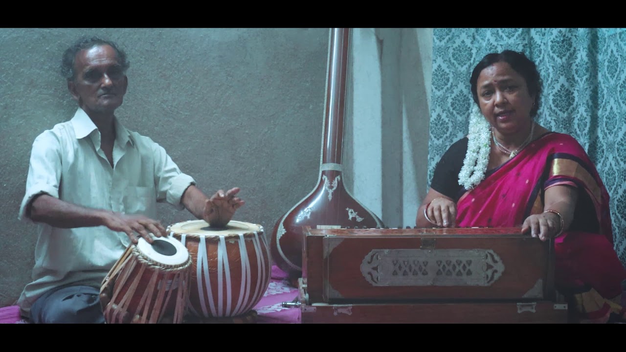 Momo Chitte - YouTube