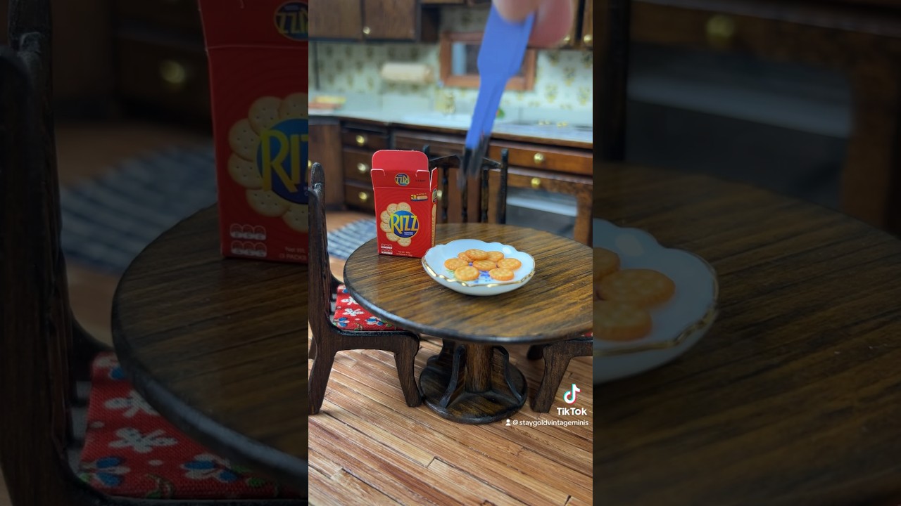 MINI RITZ RIZZ CRACKERS mini food unboxing - YouTube