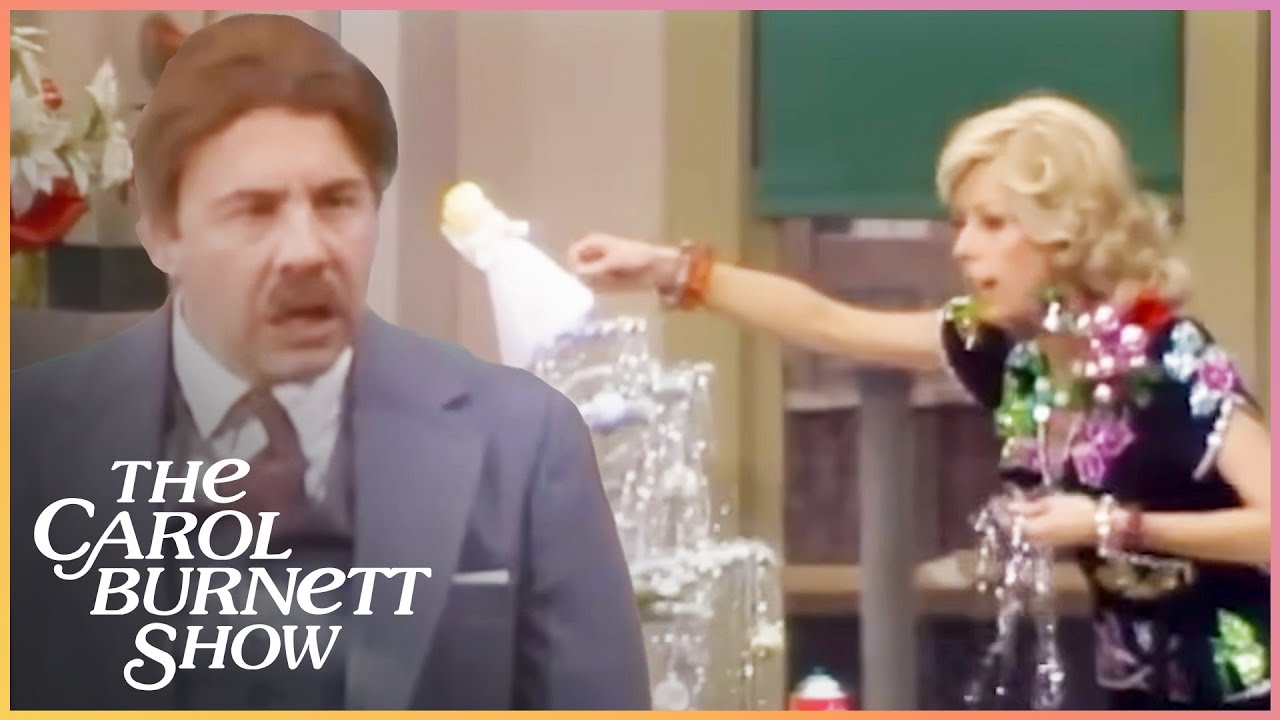 Mrs. Wiggins' Office Christmas Eve Goes Wrong | The Carol Burnett Show ...