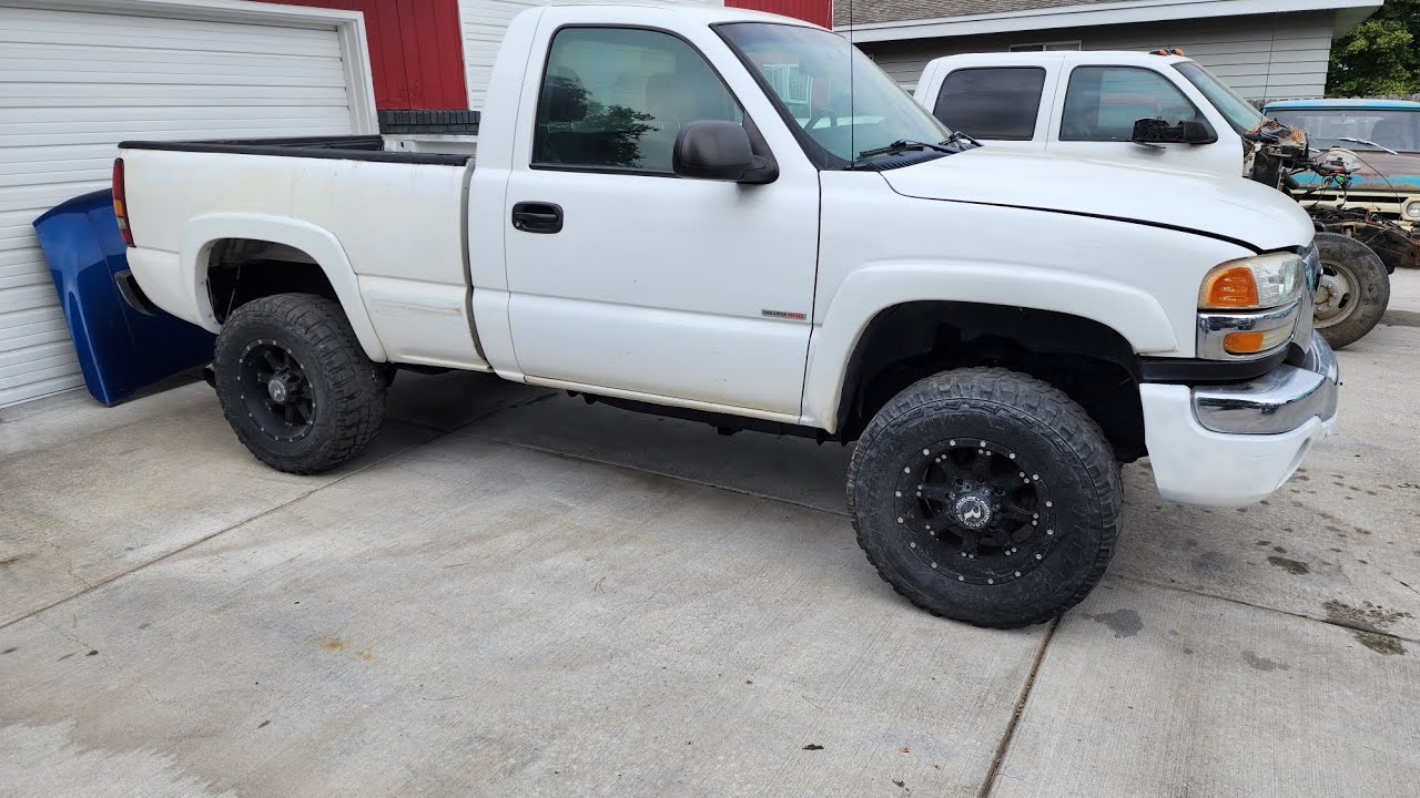 Regular cab short bed LLY Duramax - YouTube