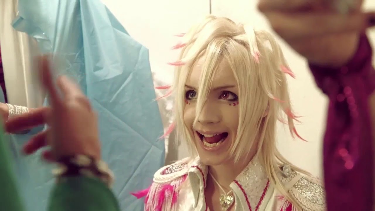 Yohio cute moments - YouTube
