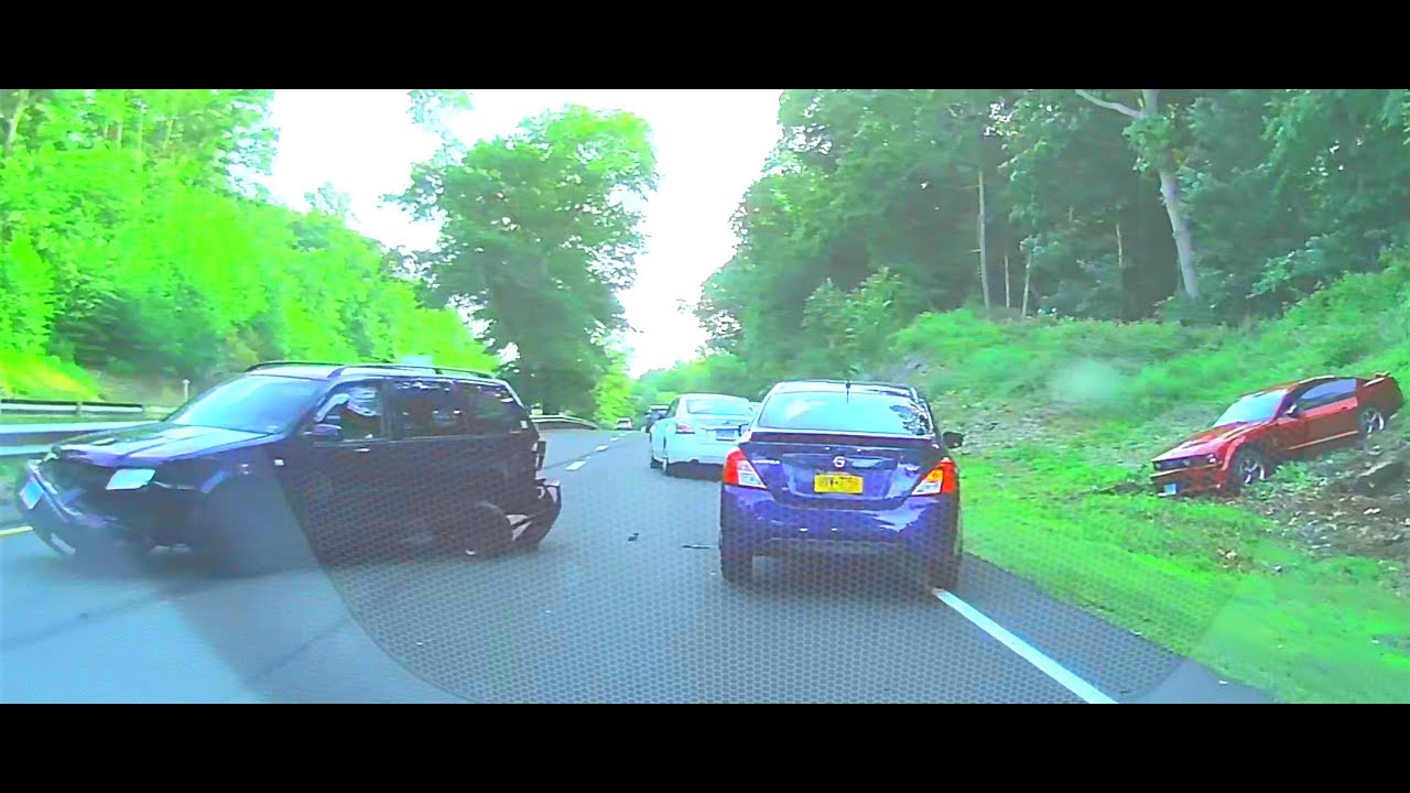 3 Car Crash Aftermath On Wilbur Cross Parkway Between Exits 56 And 55