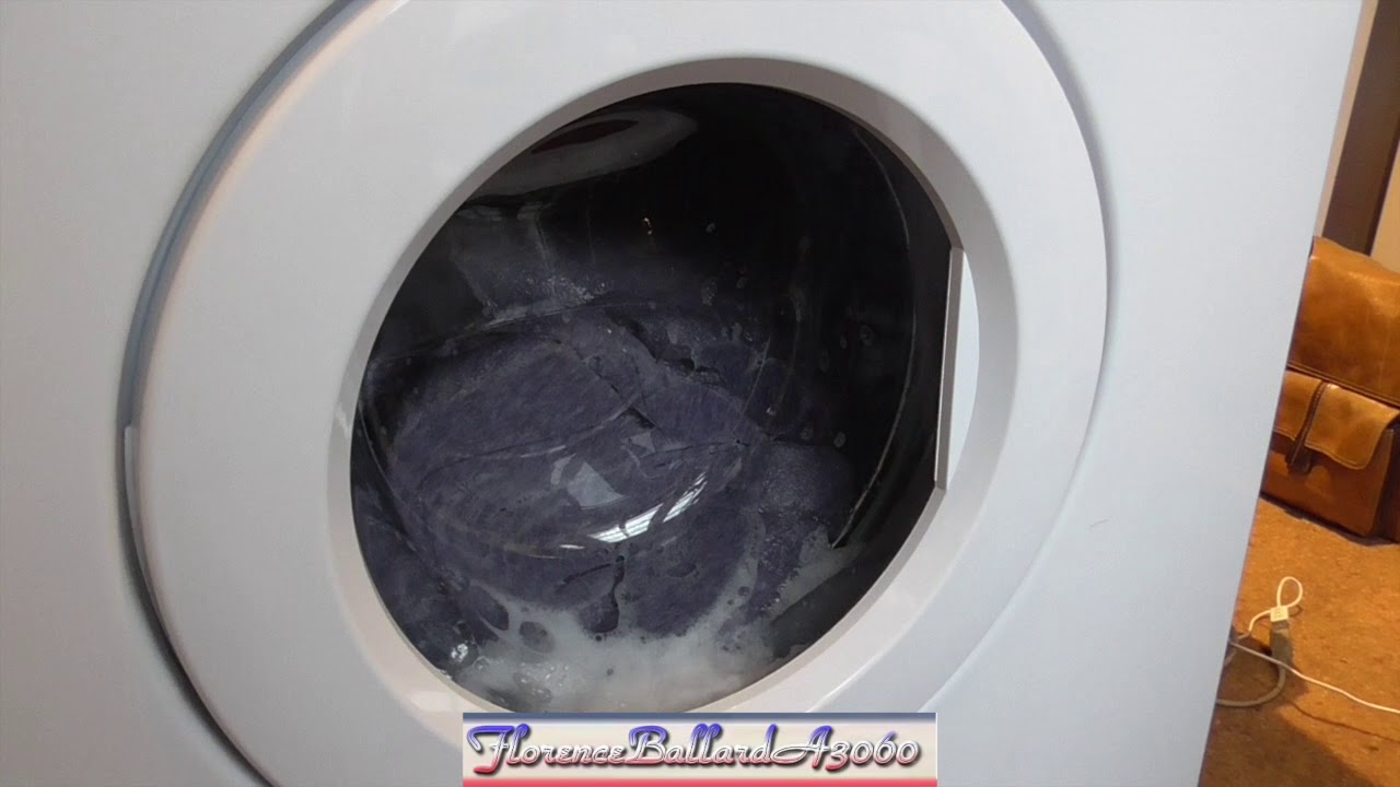 The Laundry Centre - Hotpoint WM32 AQUARIUS ULTIMA 1200 DE LUXE - YouTube