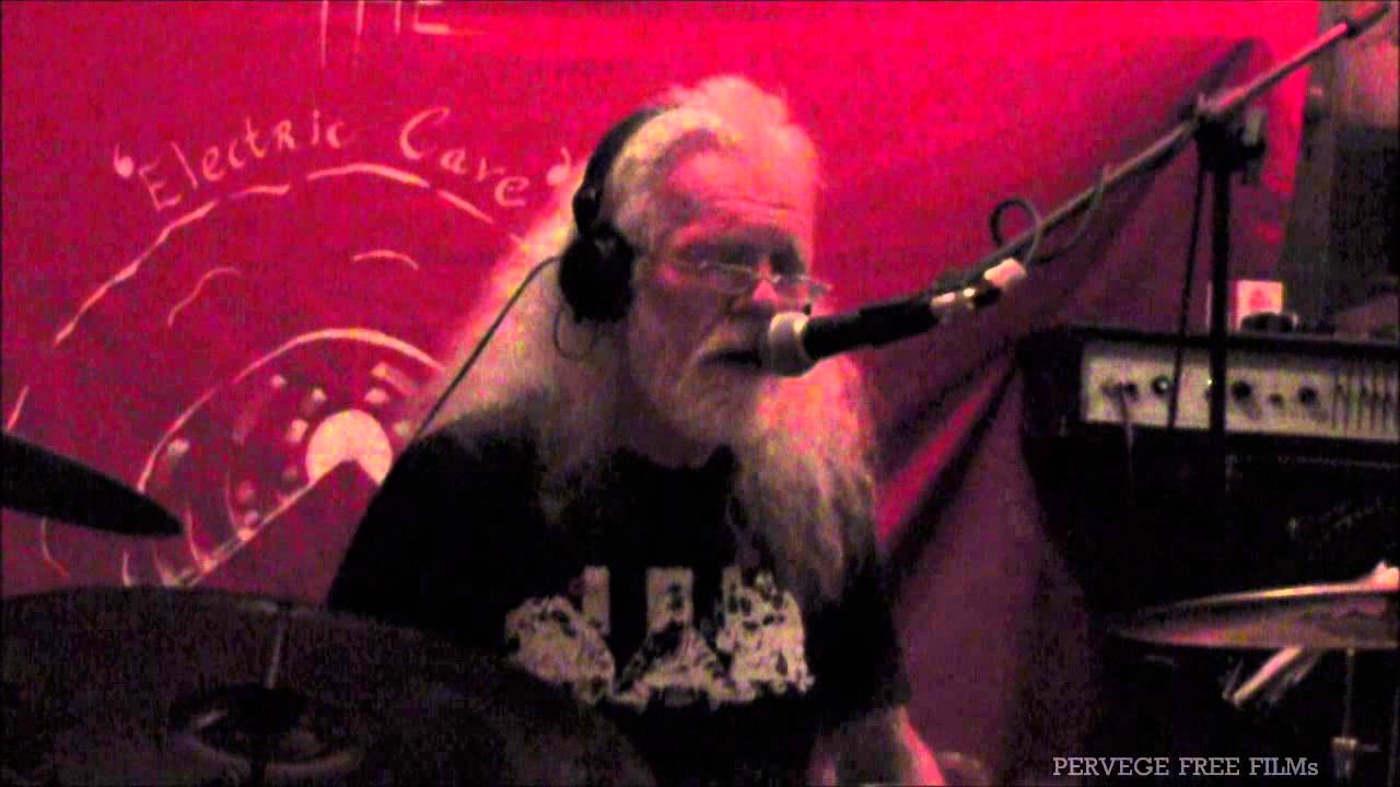 THE JIM FINN BAND, "Swing in the Key of C", McGing's Bar, Westport ...