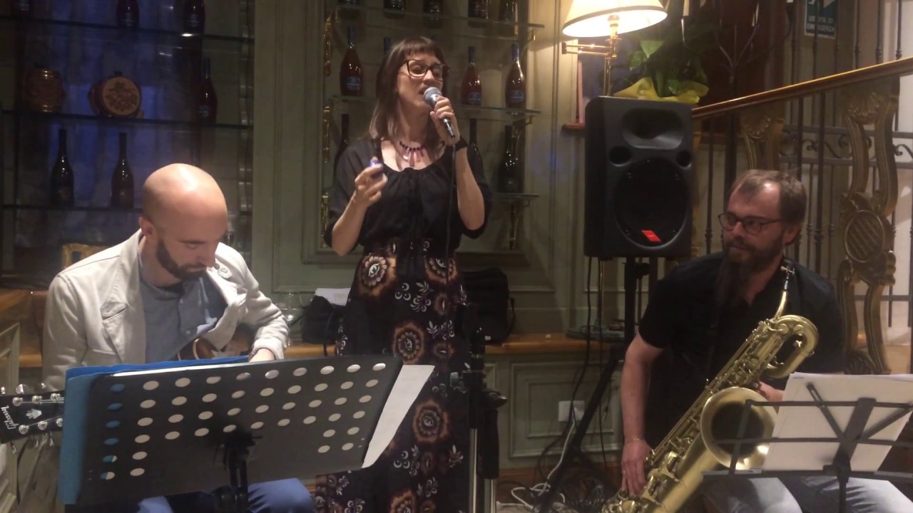 The Blue Room Jazz Trio "Manha De Carnaval" - YouTube