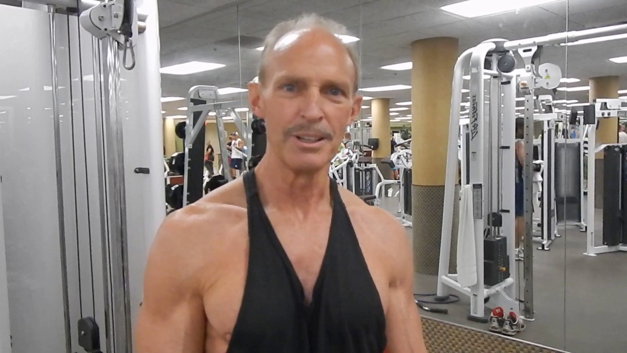 Doug Holmberg, World's Strongest 62 yr old, 27 FLAWLESS PERFCT Pull-ups ...