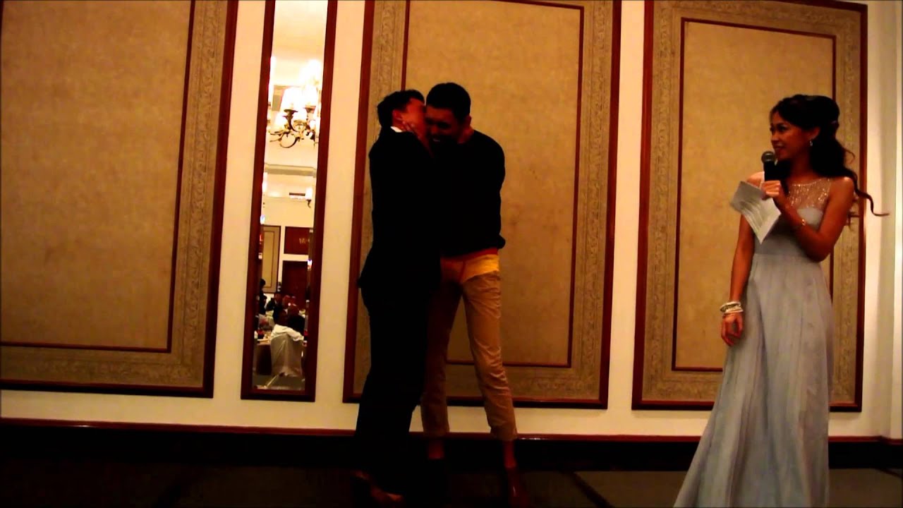 Singapore Emcee Shandy Tan - OCS Comms Ball - YouTube