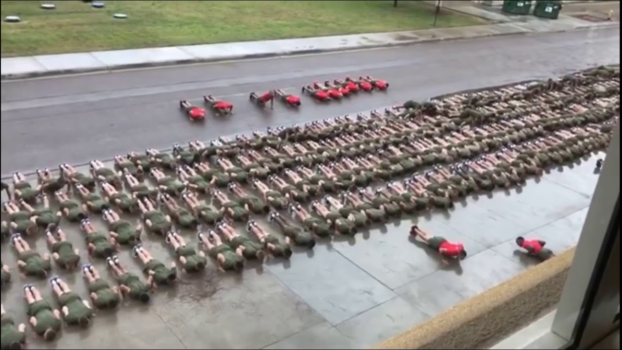 USMC Bravo Company Push-ups - YouTube