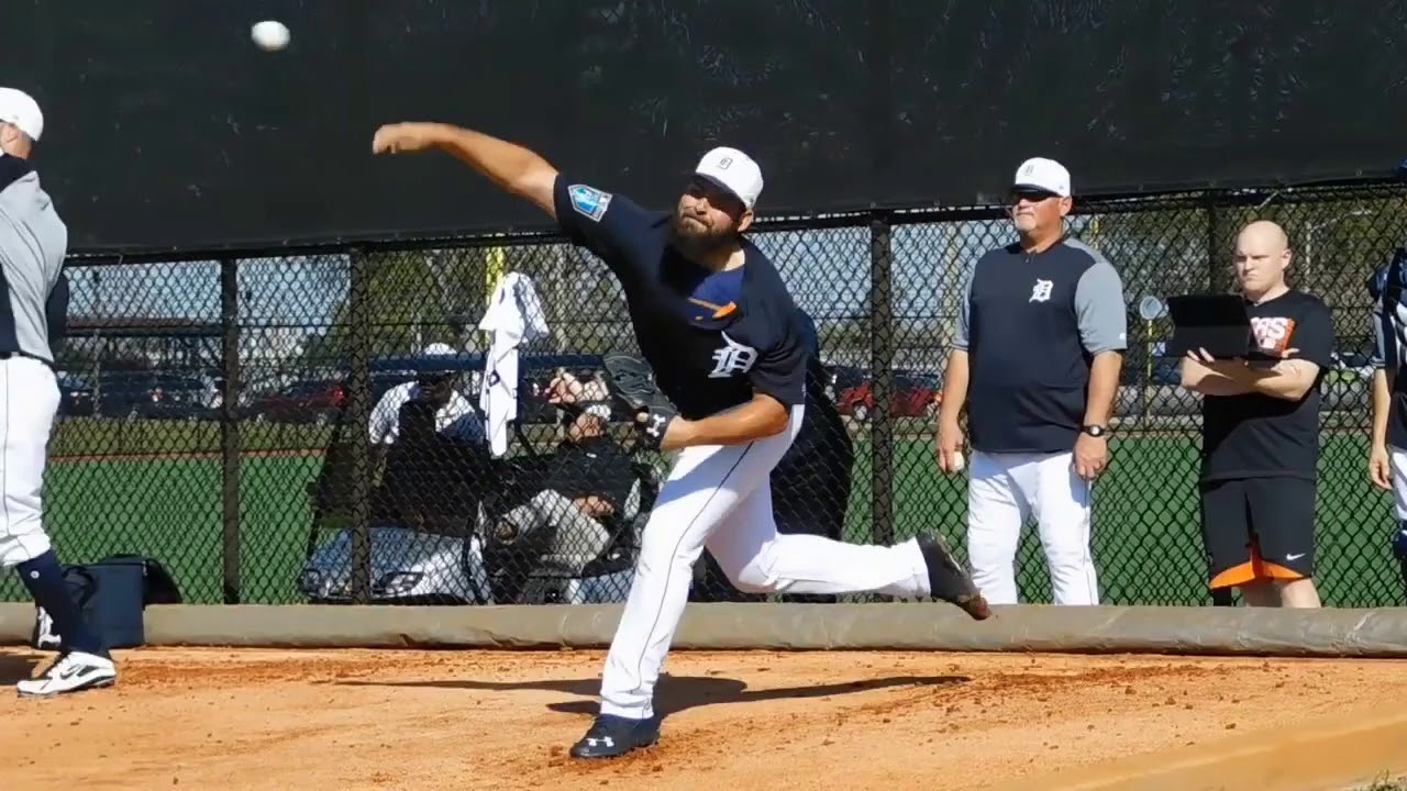 Chris Bosio offers advice as Michael Fulmer throws in pen - YouTube
