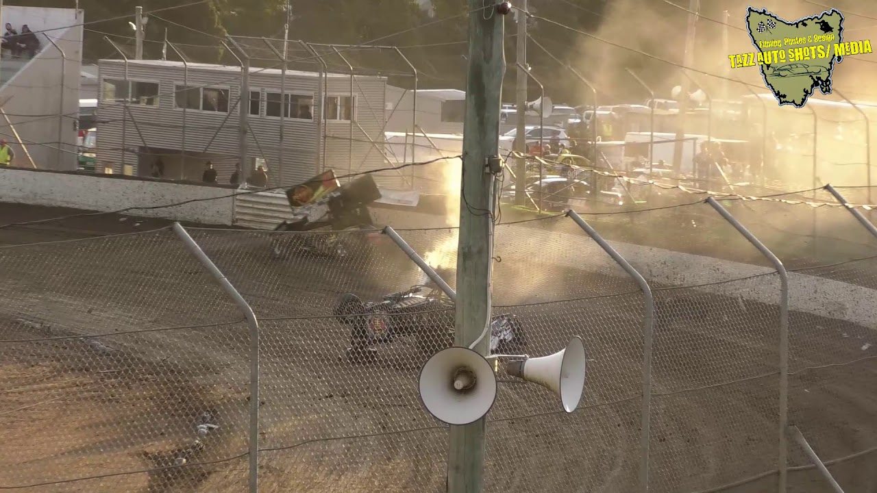 Jason Redpath Crash Gulf Western & Independent Oils Raceway Latrobe 14 ...