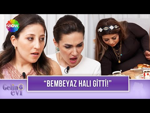 Nilgün Gelin'in bir anlık dikkatsizliği sonucu tatlı tabağı halıya düşüyor! | Gelin Evi 1647. Bölüm