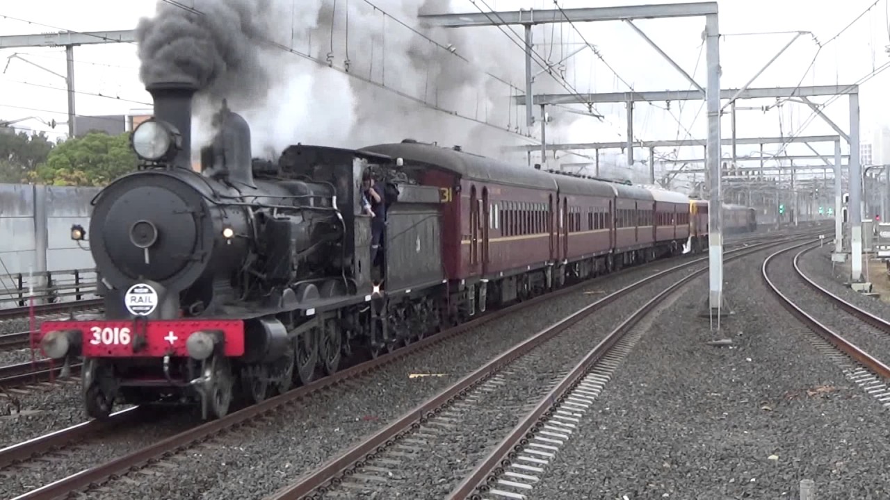 THE GREAT TRAIN RACE steam locomotive 3642 & steam locomotive 3016 ...