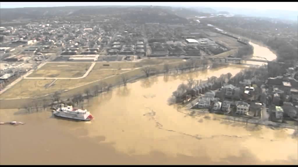 Aerial video: Ohio River overflows its banks - YouTube