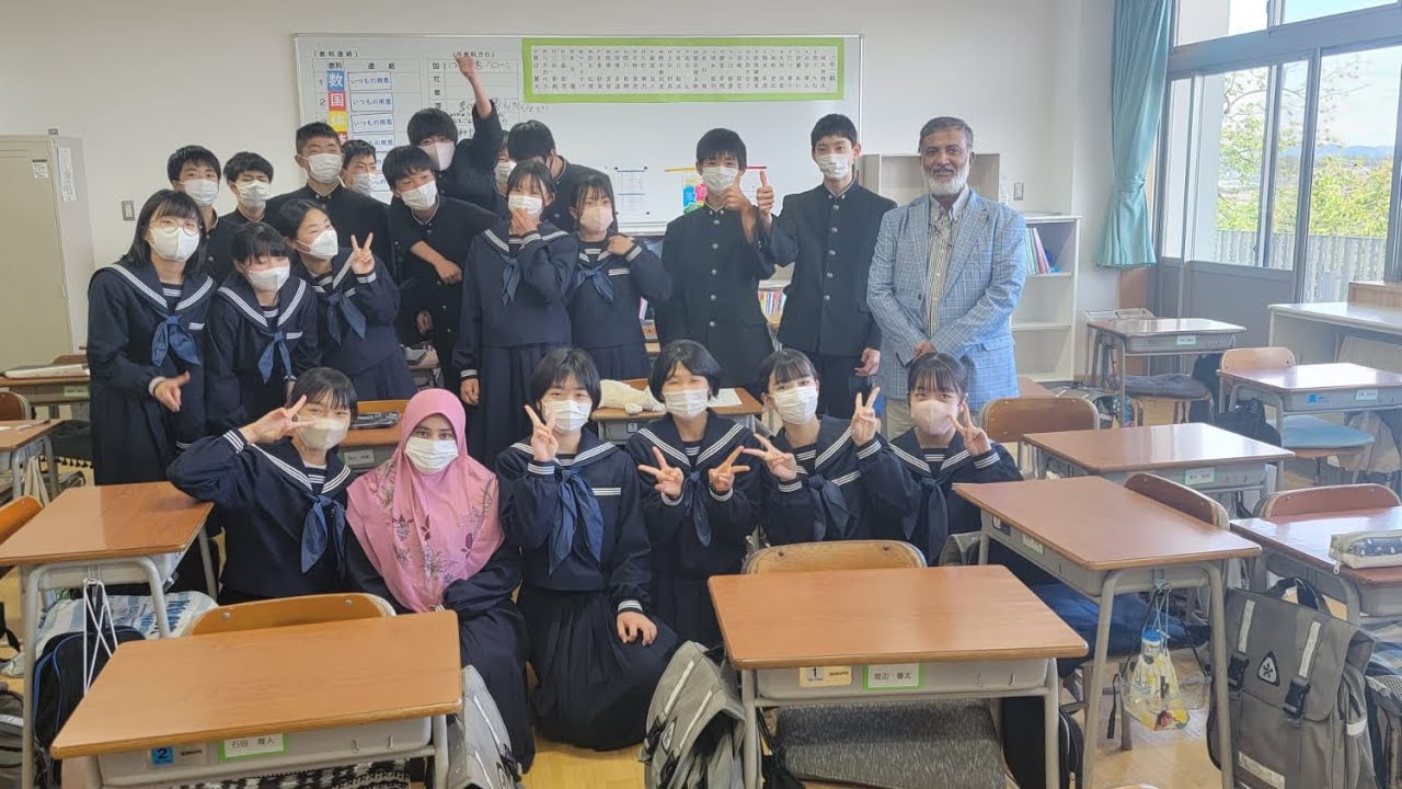 visiting Japanese High School | Great standard of education in Japan ...