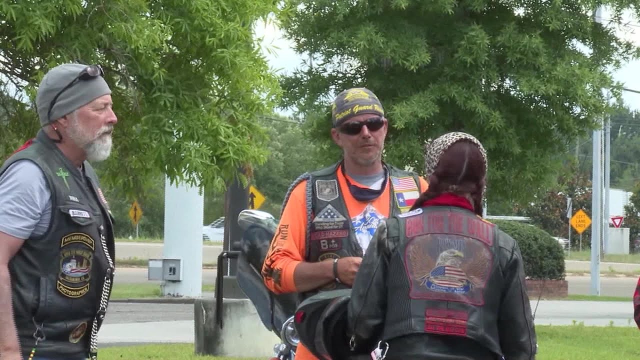Mississippi bikers ride to honor veterans - YouTube