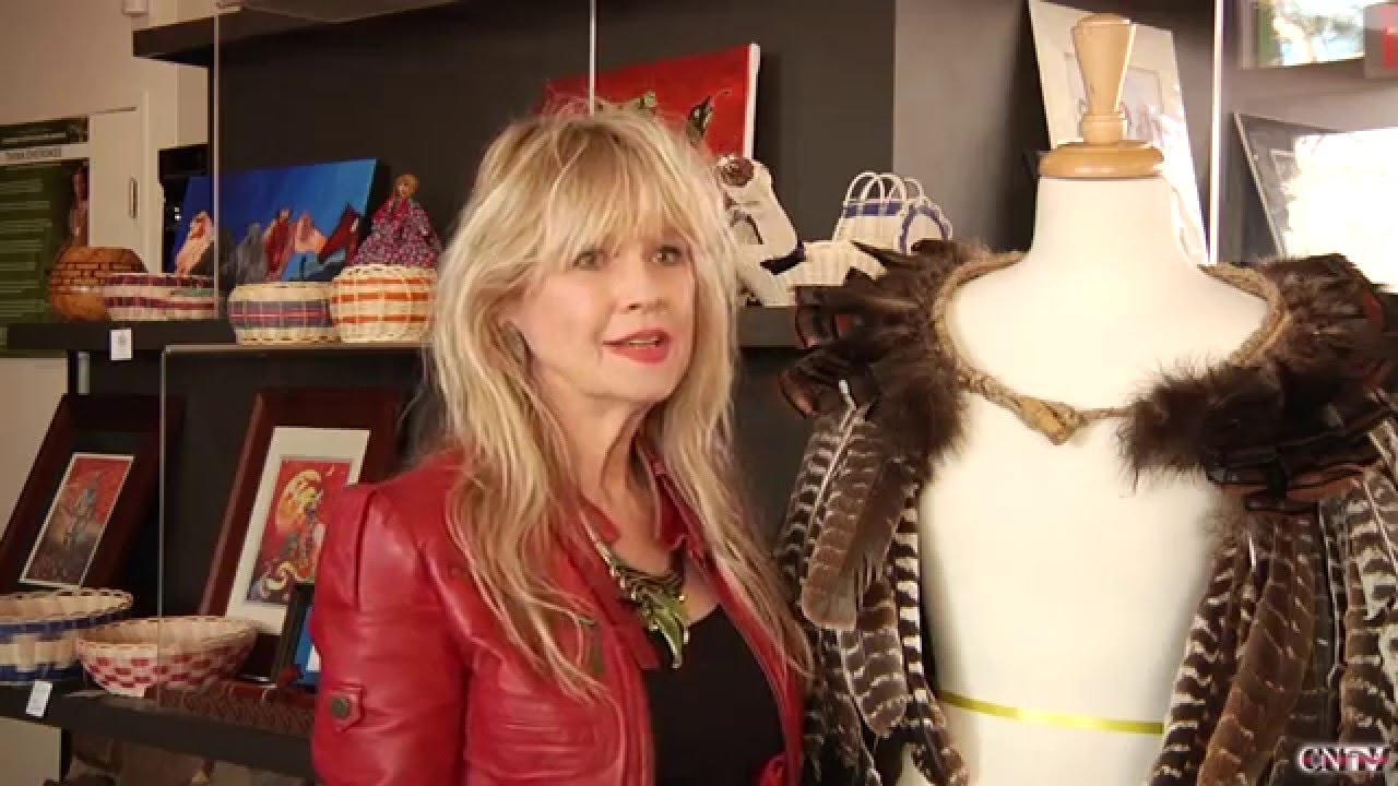 Cherokee Musician and Songwriter Becky Hobbs - YouTube