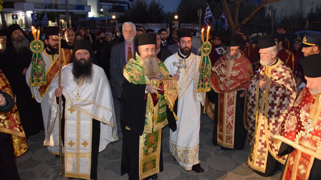 Λιτανεία στους δρόμους του Περιστερίου της Τιμίας Χειρός του Αγίου ...