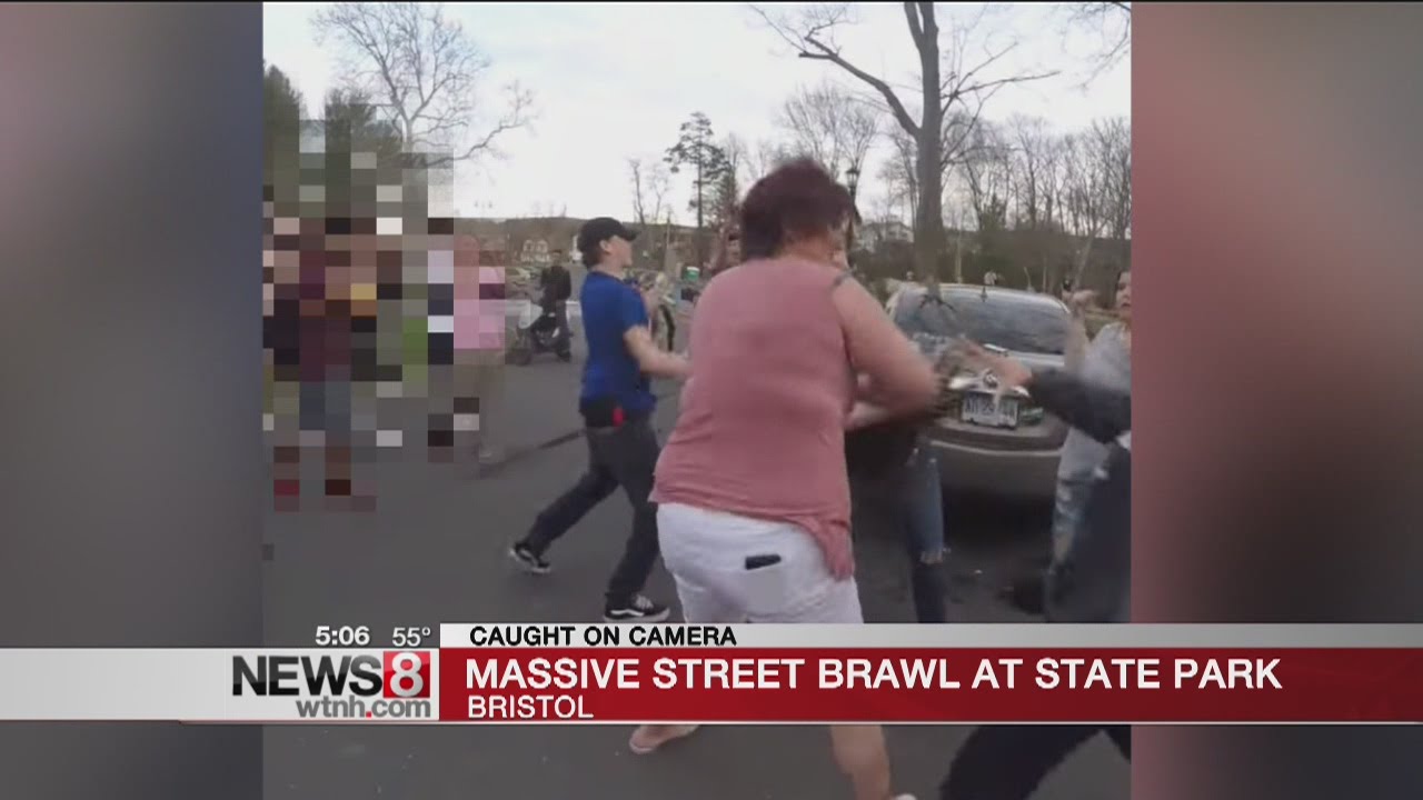 Massive street brawl in Bristol park - YouTube
