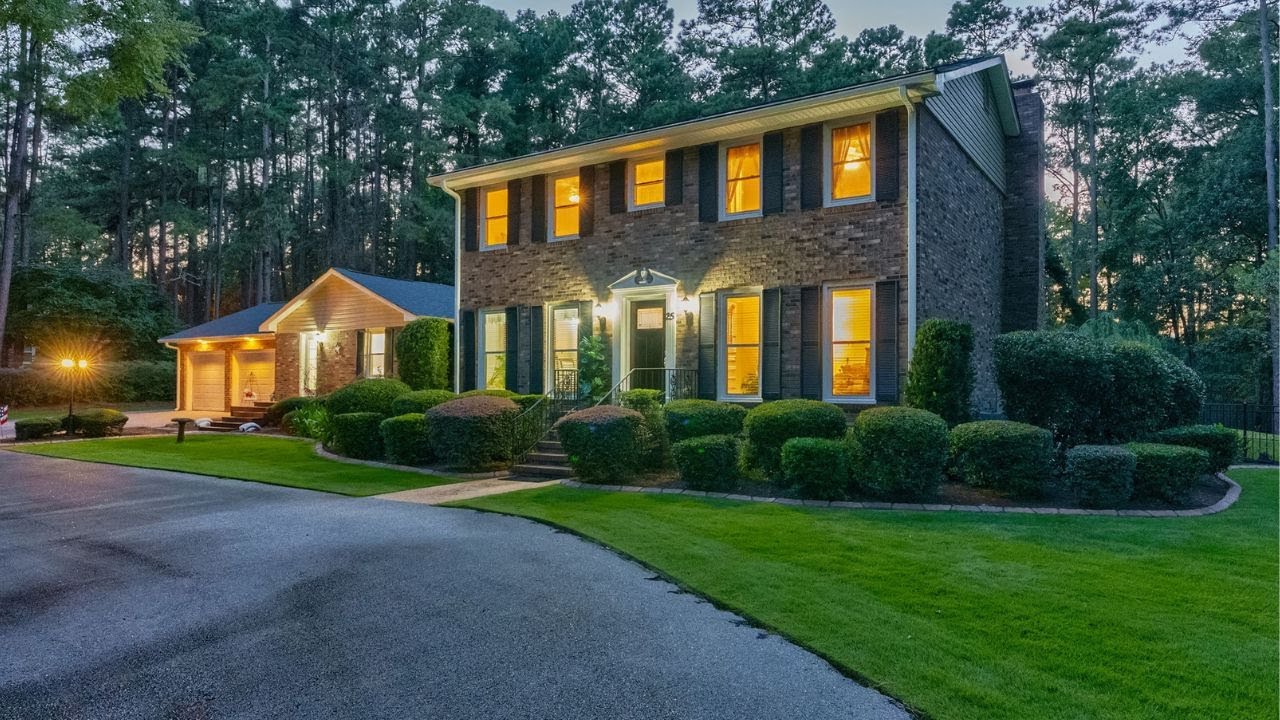 Gorgeous Brick Home in AUGUSTA! - YouTube