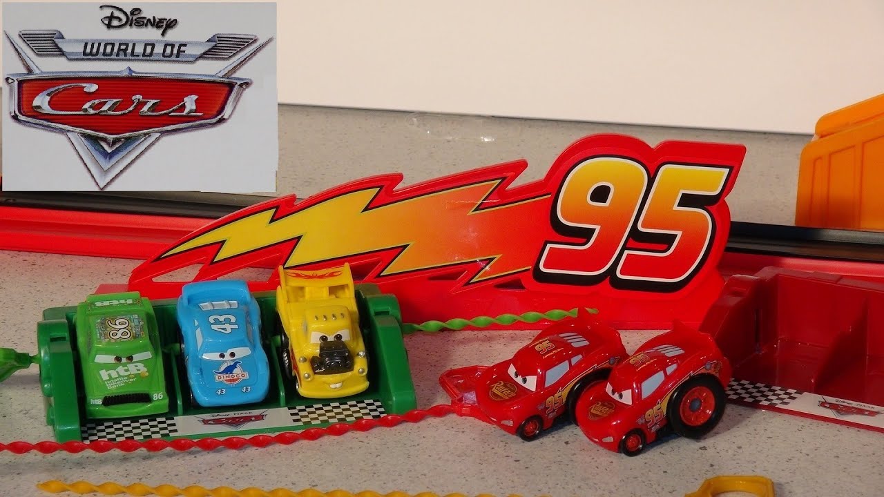 Pixar Cars Lightning McQueen in the RipLash Racers Rip Start Challenge ...
