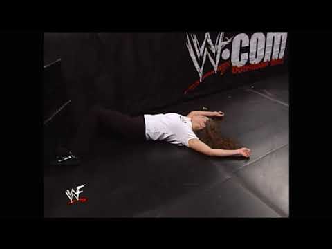 Stephanie Mcmahon And Kurt Angle Kiss 8-23-00