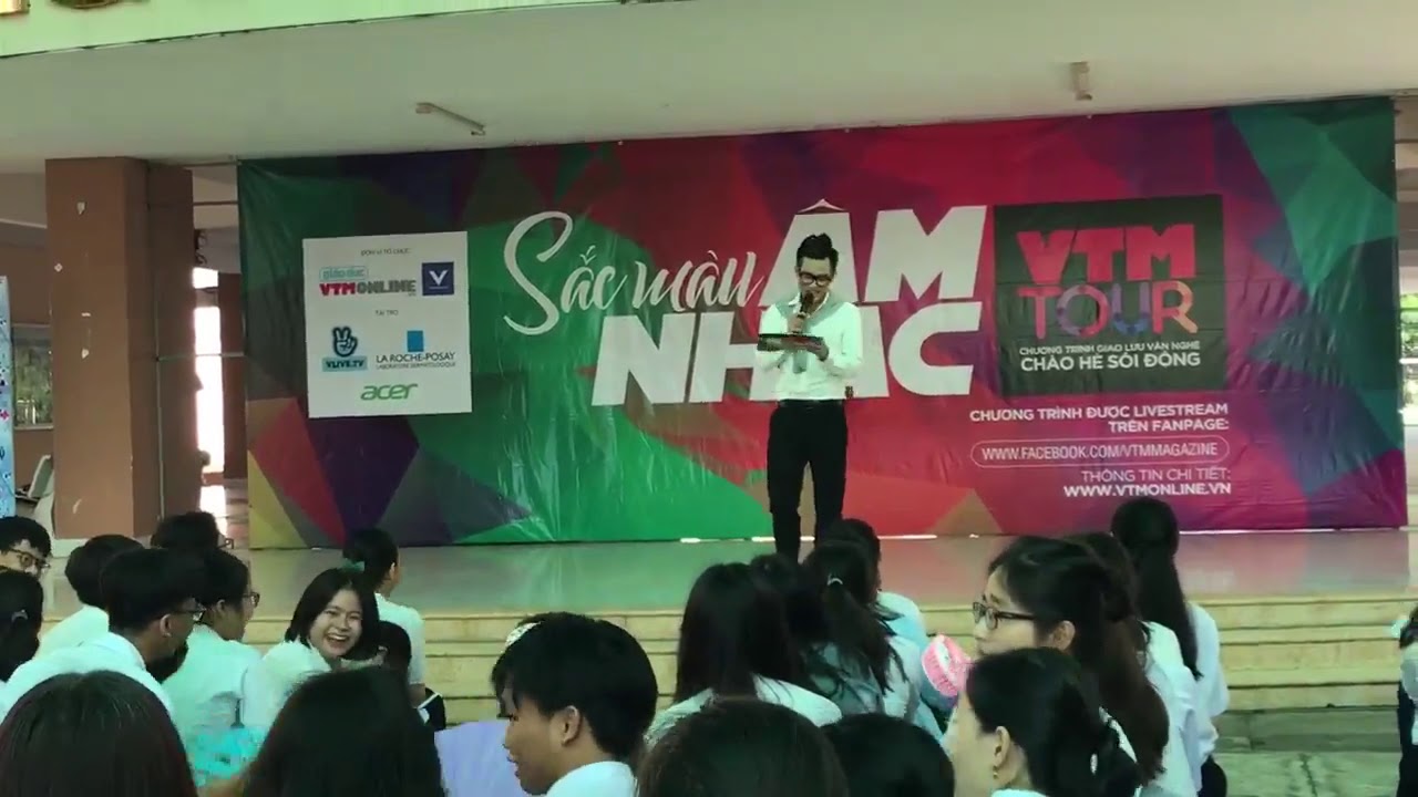 Những confession thả thính bá đạo... | Part 2 | VTM Tour 2019 | MC Minh ...