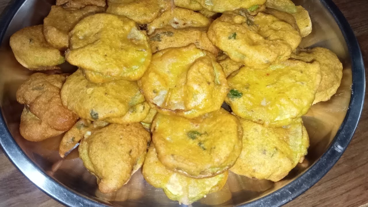 Lauki Ke Pakode | लौकी के पकोड़े | Pakode recipe | How to make lauki ke ...