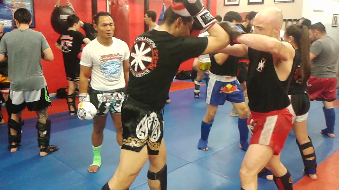 saenchai seminar - elbow tech - YouTube
