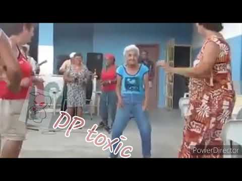 DP- Abuelita bailando perreo intenso💃😎🤣