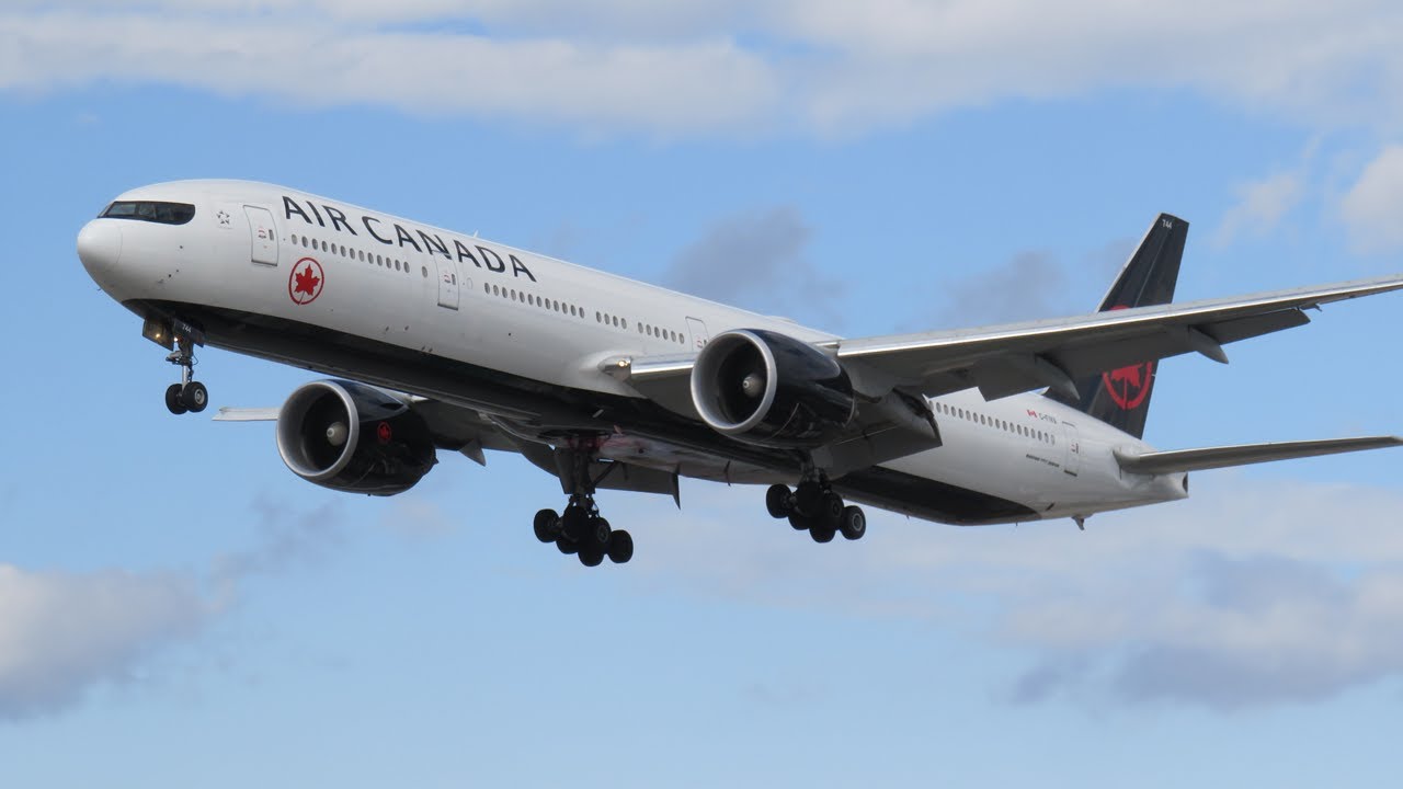 WINDY PLANE SPOTTING in Toronto! B777, A330, B787 (YYZ) - YouTube