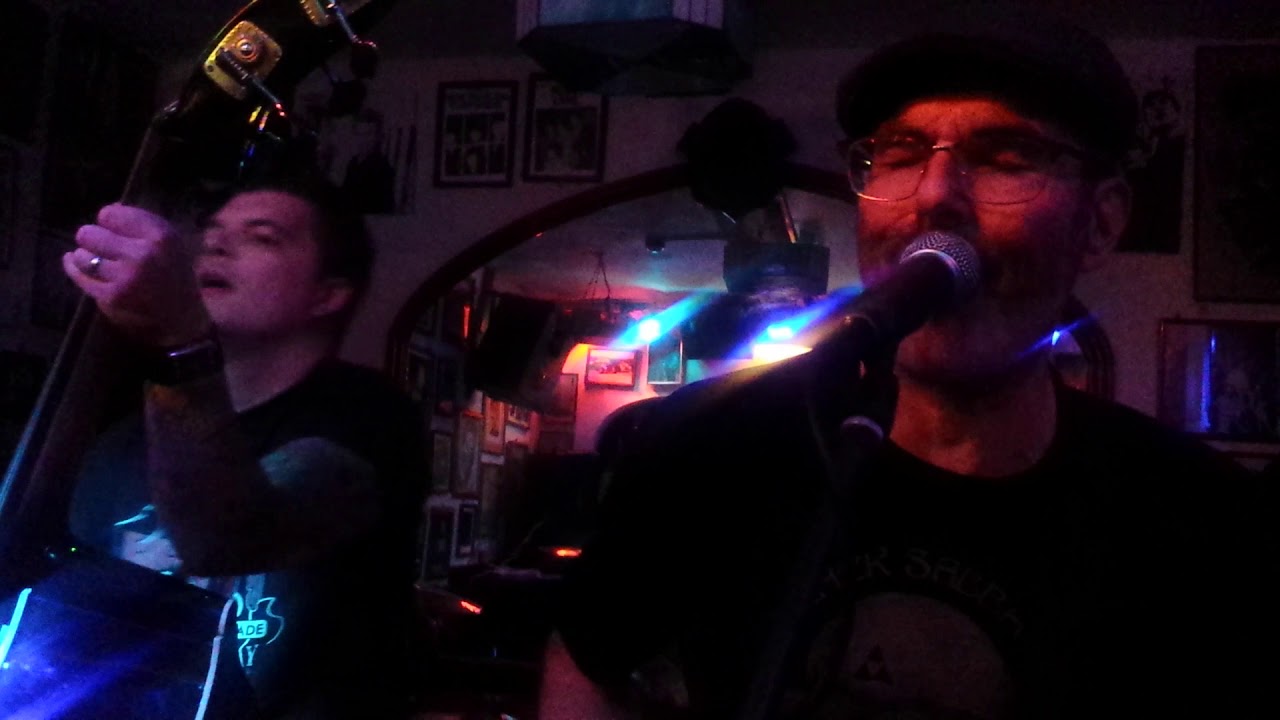 Deadbeat Cats exchanging instruments - YouTube