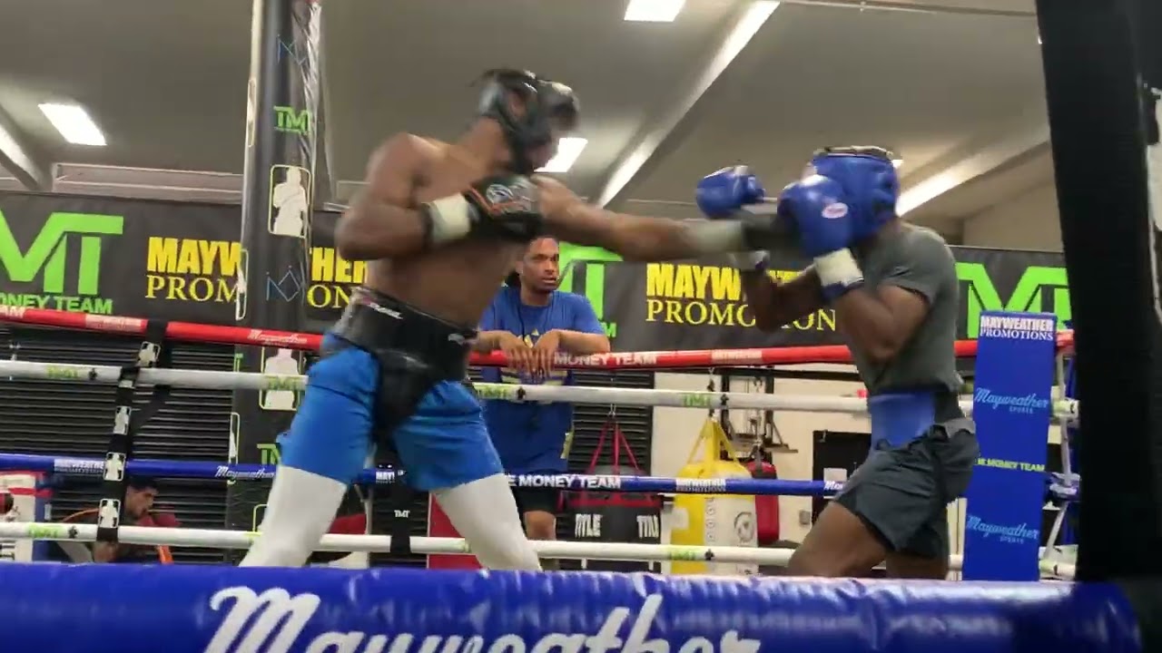 John Candy Easter sparring at Floyd Mayweather boxing club - YouTube